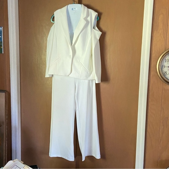 Boston Proper | Pants & Jumpsuits | Boston Proper Summer Suit With ...